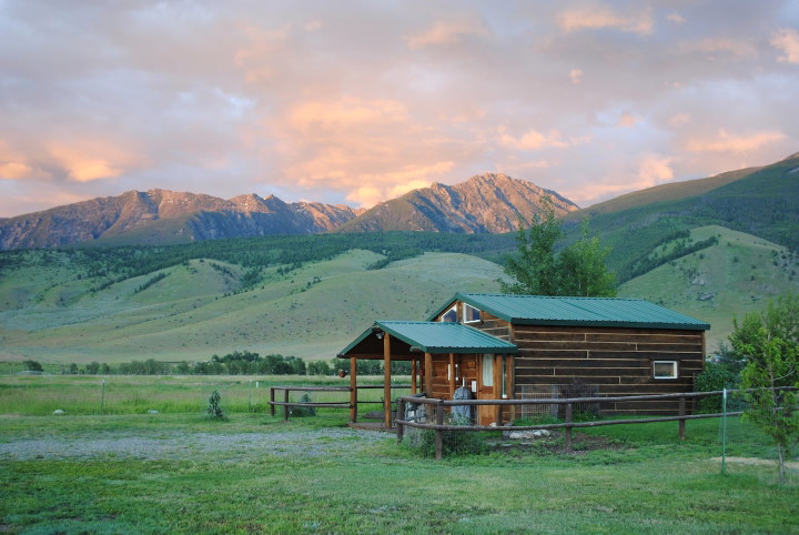 Dexter Peak Cabin, Elegantly Rustic Near Ynp/chico - Montana