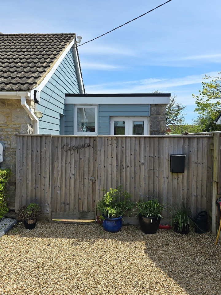 Coppice. Entire 1 Bed Annex, Pets, Ev Charger. - Mudeford