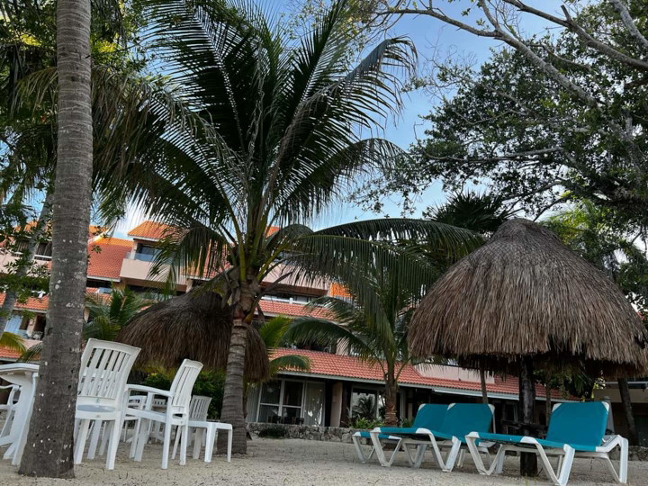 Puerto Venturas Chac-hal-al Beach Front Condo - Puerto Aventuras