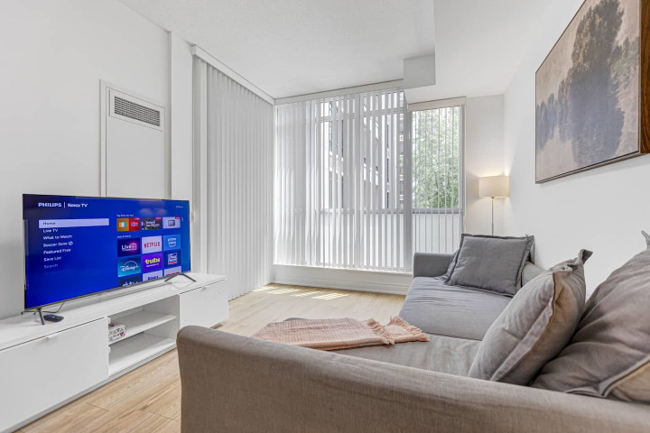 Stylish Markham Stay | 1br  Sleeps 3  Parking - Markham