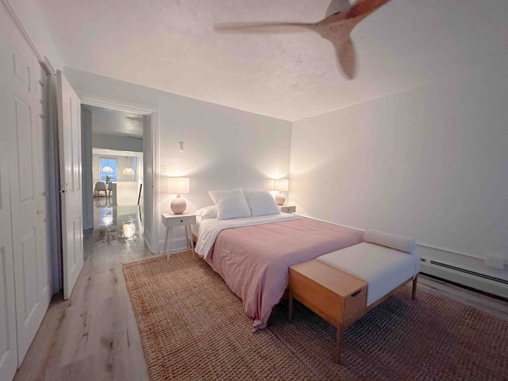Modern Escape In Phoenixville  4 Guests  Parking - Limerick Township, PA