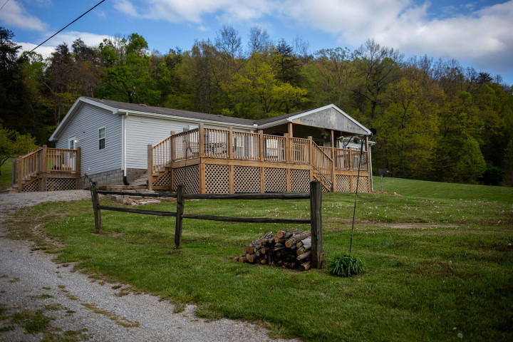 Pinnacle Lodge Now W/ Hot Tub! - Berea, KY