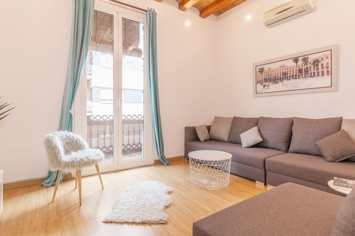 ️️Comfy & Centric️️ 8 Min From Las Ramblas !! - Barcelona