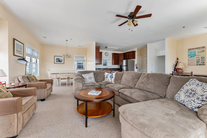 North Wildwood 3 Bedroom Condo! - Wildwood, NJ