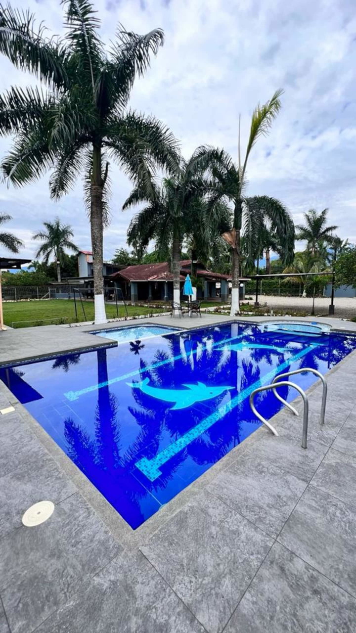 Quinta Villa Cristal
A 5 Minutos Parque Principal - Acacias