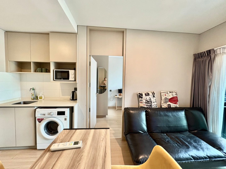 30. Nana Asok Rama9 Bumrungrad Hospital Chinese Visa Center High Floor 1 Bedroom Apartment - Bangkok