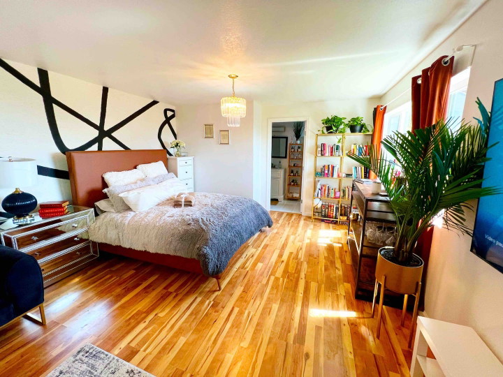 Spacious Studio Apartment W Breathtaking Views!!! - Oakland, CA