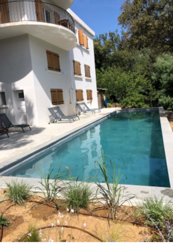 Grande Villa, Splendide Piscine, Plage Gigaro - Côte d’Azur