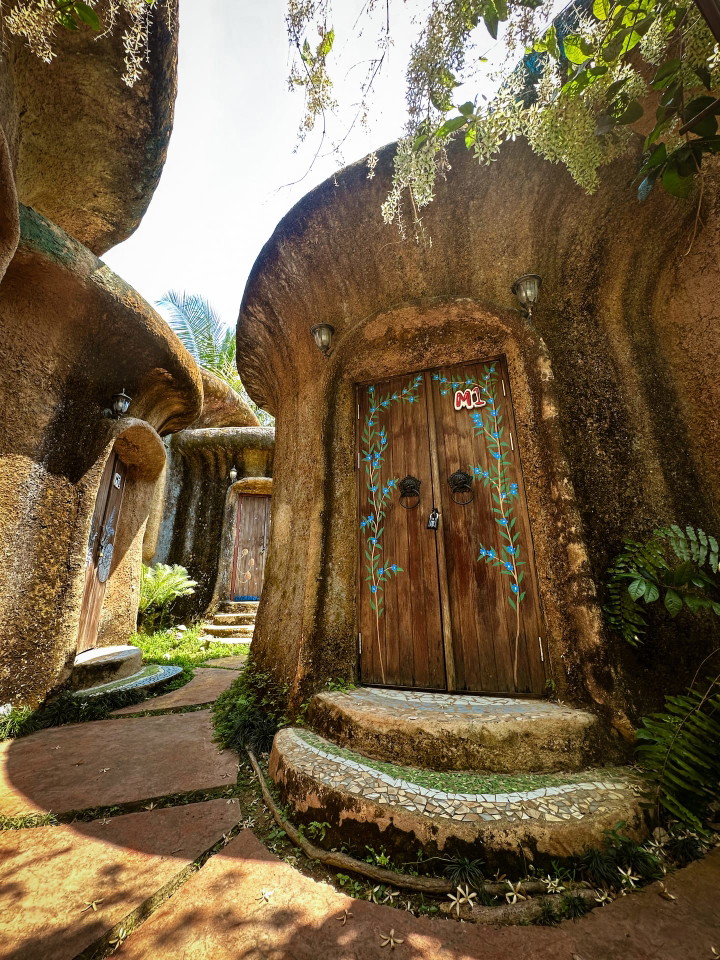 Unique Mushroom Earthen House | Leafy Greens (M1) - Chiang Mai, Thailand