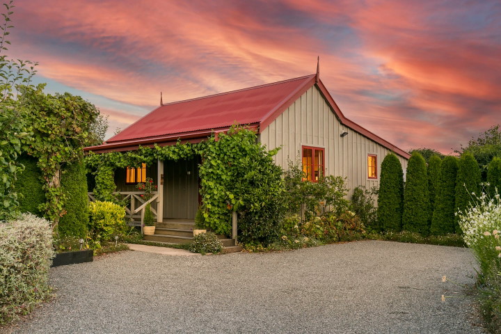 Gorgeous Garden Cottage - Greytown