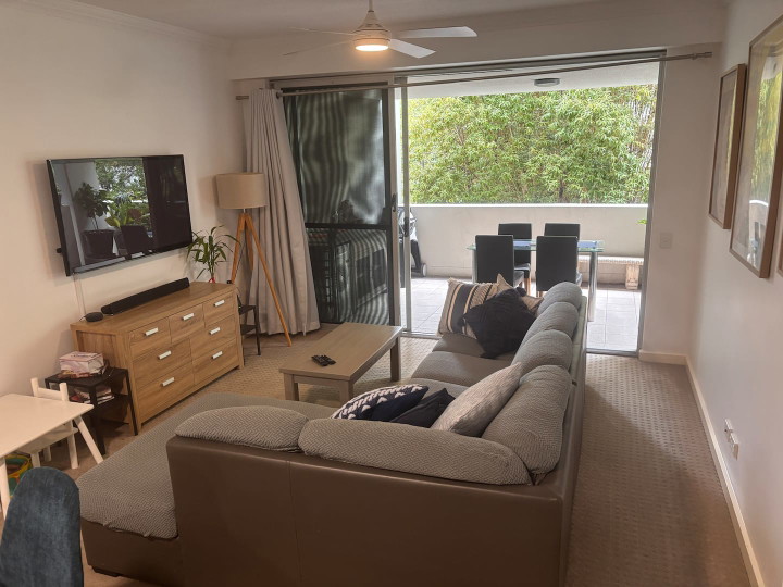 2br Apt W Parking | Walk To Rbwh + Pool & Gym - Brisbane