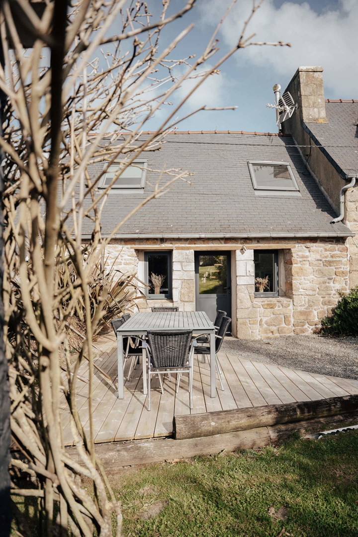 Charming Farmhouse With Heated Pool For 4 - Côtes-d'Armor