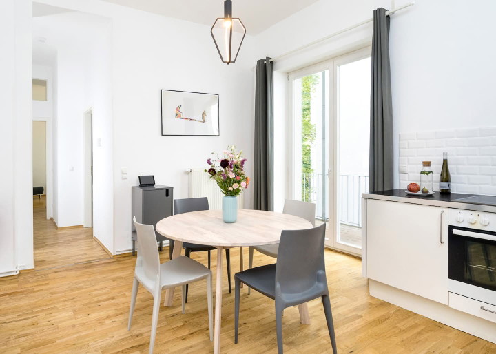 80qm Contemporary Design Apartment By Bensimon (4) - Berlin