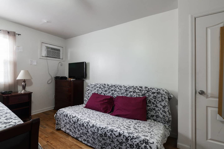 The Master Room - Private Bathroom - Mins To City - New York City
