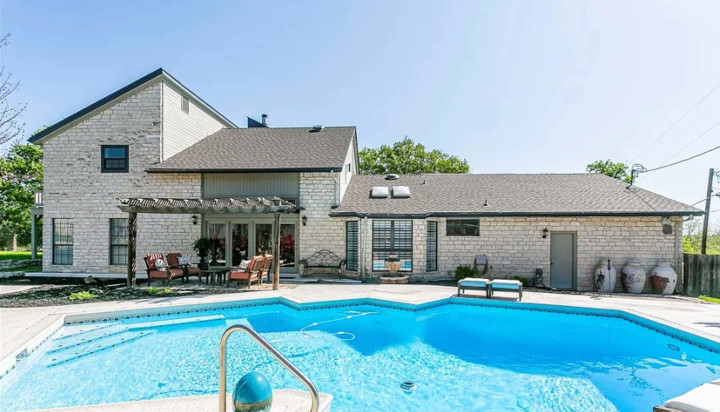 Haven Getaway - Inground Pool + Inground Hot Tub - Temple, TX