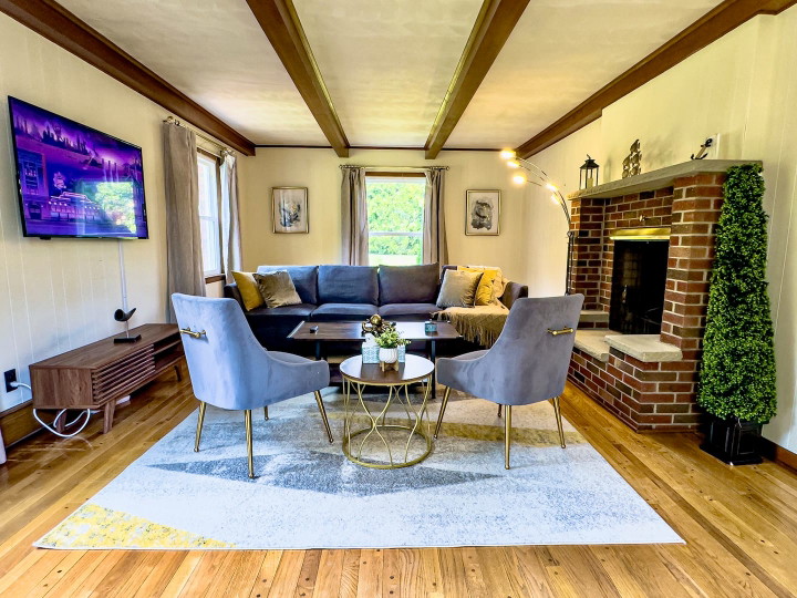 Elegant 4br Princeton Escape  Game Rm  Big Yard - Princeton, NJ
