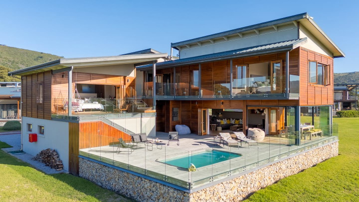 Weavers Rest | Garden Route Lakefront Near Knysna - Knysna