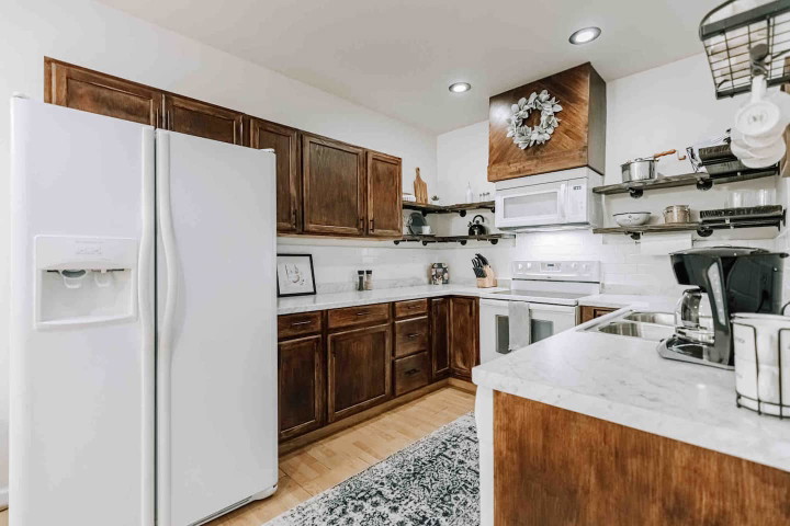 Great For Long Stays | Hot Tub | Close To Lu - Lynchburg, VA