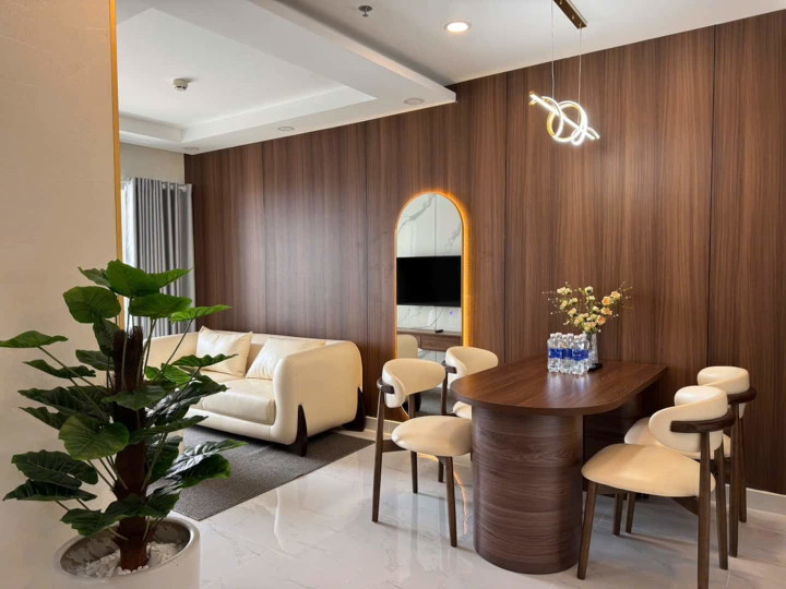 Lumi Homes/2br/3beds/2wc/pool/gym/city View - Ho Chi Minh City