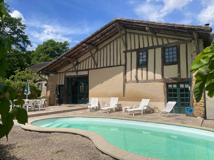 Maison Dans Les Landes Avec Piscine Et Cheminée - Landas