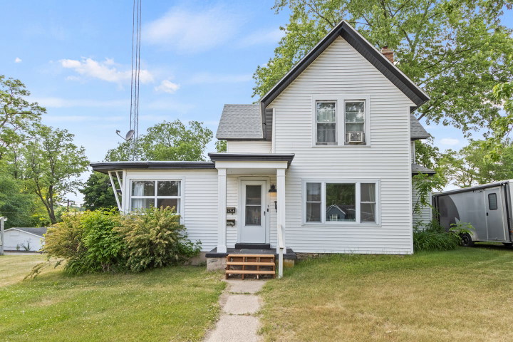 Giant Dells Vacation House - Sleeps 20 - ~4k Sqft - Wisconsin Dells, WI
