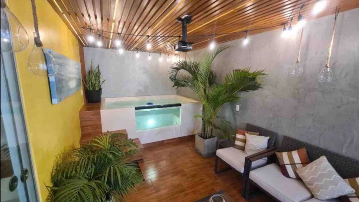 Appartement Avec Piscine, Central Et Avec De Nombreux éQuipements ! - Ica