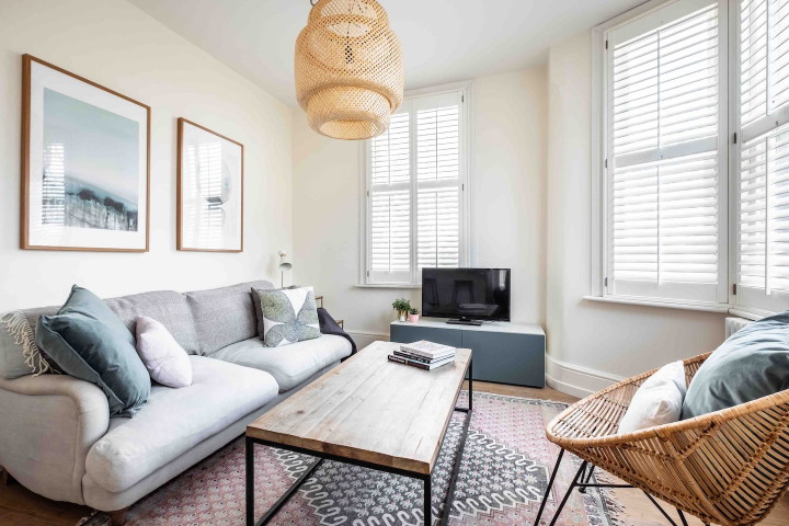 Perfectly Formed Apartment In East London - Barking
