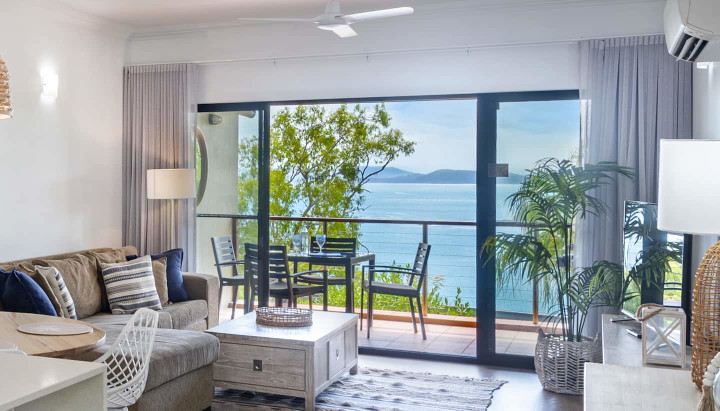 Haven On Hamo-private Apartment With Views & Buggy - Hamilton Island