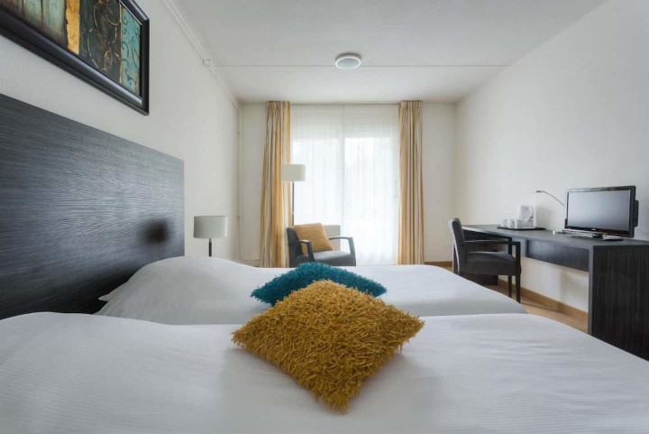 Stylish Room Near Scenic Nature Parks - Steenwijk