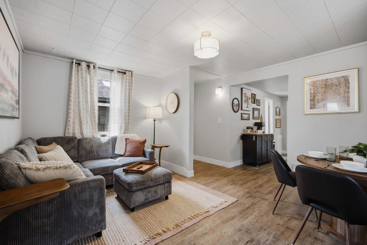 Downtown Loveland Home Base | King Bed - Loveland, CO