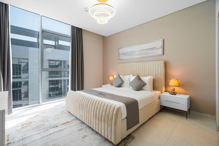 Beautiful Canal View - One Bedroom Apartment !Mbr - Dubai