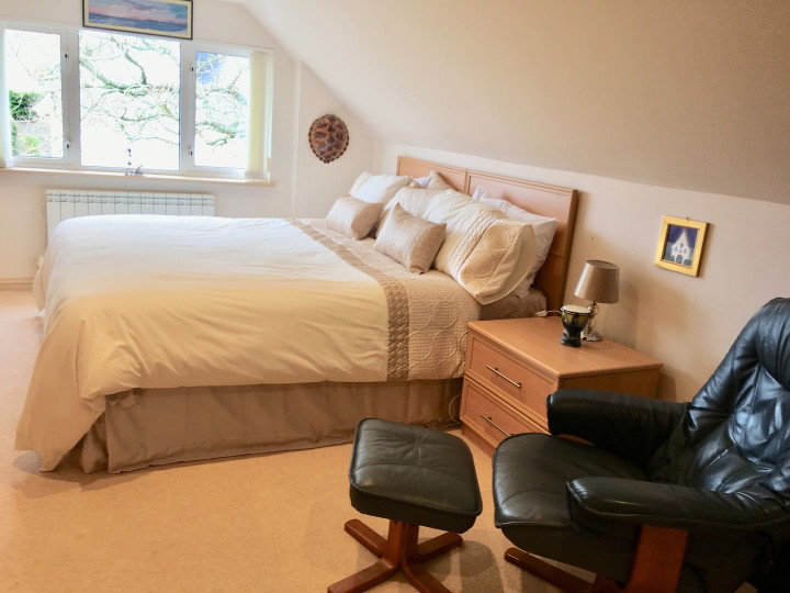 Super-comfortable North-coast Rooms For Up To 5 - Guernsey