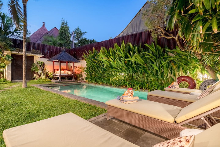 Villa Seminyak, 3br, Private Swimming Pool - Legian