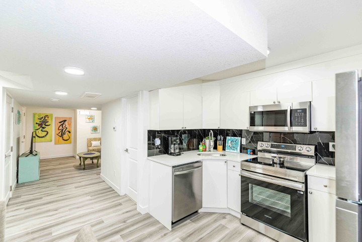 Functional Basement - Sleeps 5 Ac - Edmonton