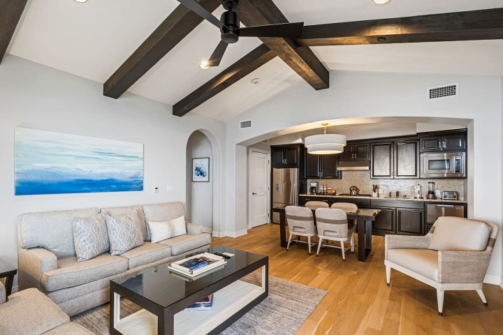 Luxury 2-bedroom Ocean-view Casita Terranea Resort - Rancho Palos Verdes, CA