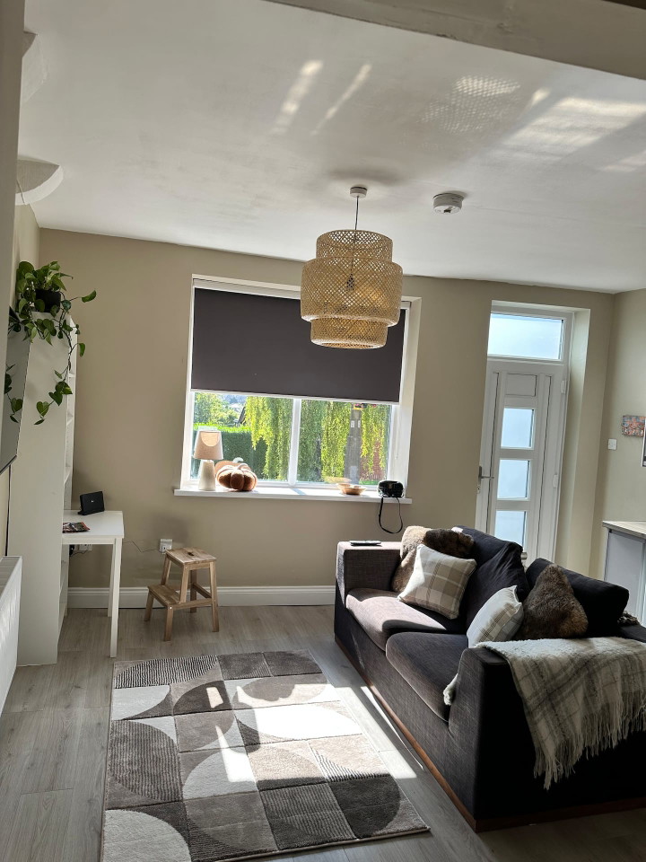 Cozy 1 Bed Flat In Barnsley Royston Yorkshire - Barnsley