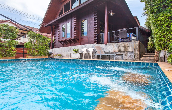 Seaview Log Cabin Pool Villa 2br+1 Garret ,Rawai. - Kata Beach
