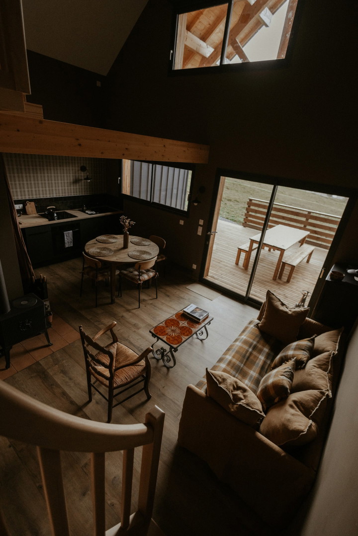 Lodge Anna Séjour Nature Et Bain Nordique-cantal - Cantal