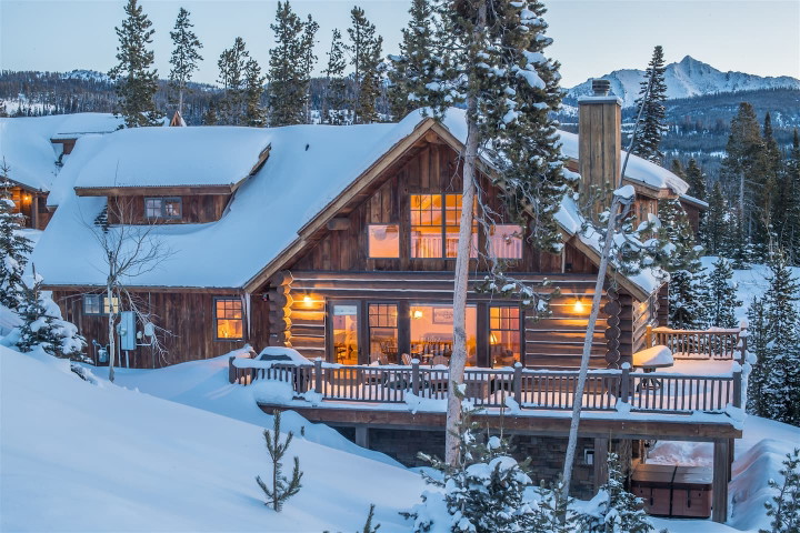 Luxury 5 Bedroom Big Sky Retreat - Big Sky, MT