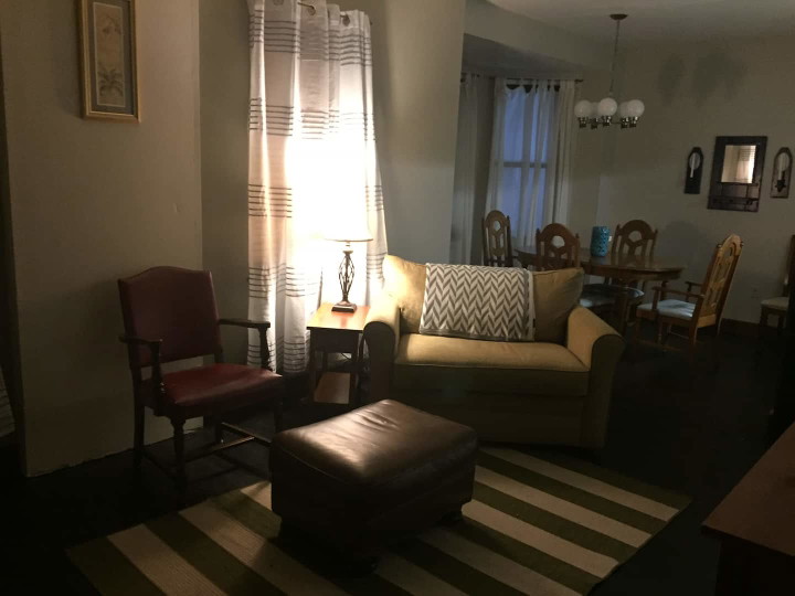 Cool Springs Small Townhouse - Wilmington, DE
