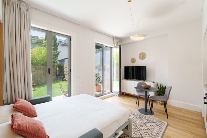 Viva João Iv Residence Studios - Porto