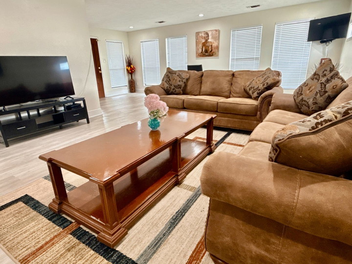 Sweet House To Stay - McKinney, TX