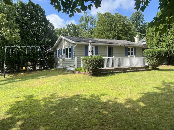 Harveys Lake Bungalow - Great Lake View - 댈러스
