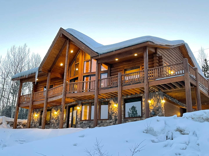 Best Mtn/lake Views!!! Lodge On Esteemed Lakeside Drive! Hot Tub! Fido Friendly! - Grand Lake, CO