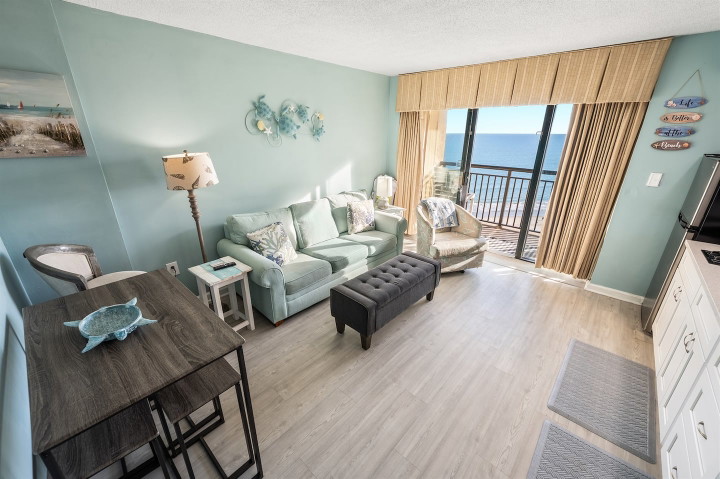 Oceanfront Condo With Pool & Beach Access - South Carolina