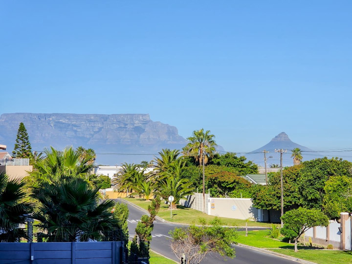 Cc3: Spacious Beach Apt. 2bed/2bath. - Cape Town