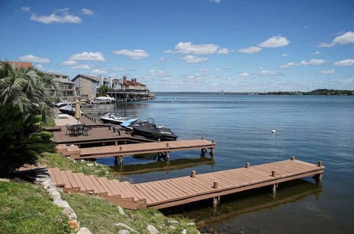 Waterfront Condo On Lake Lbj - Horseshoe Bay, TX