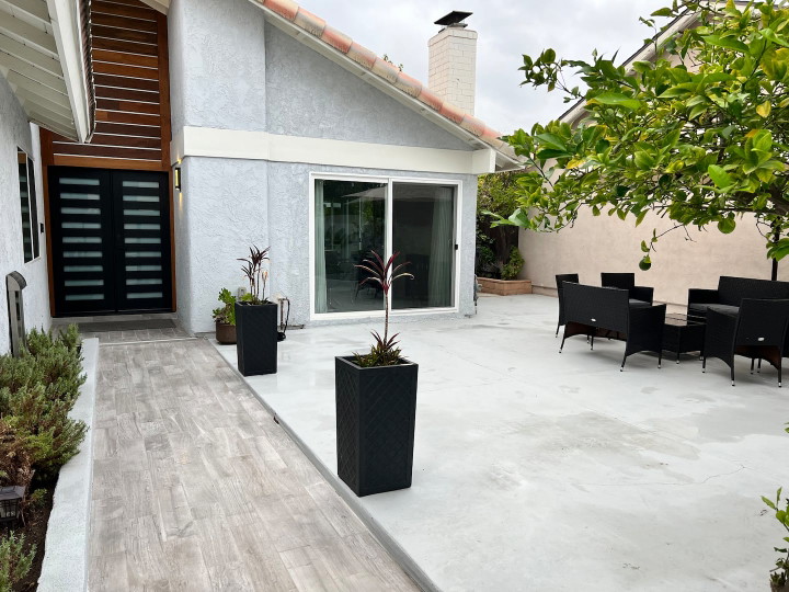 Modern Serenity: In The Heart Of Mission Viejo - Lake Forest, CA