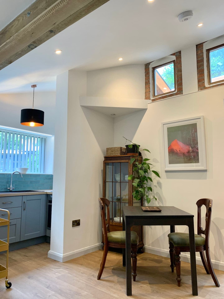 Adorable 1- Bedroom Flat At The Russell Gallery - Ireland