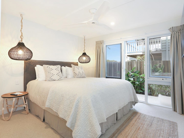 Angourie Room - Coastal Luxe Stay - Yamba